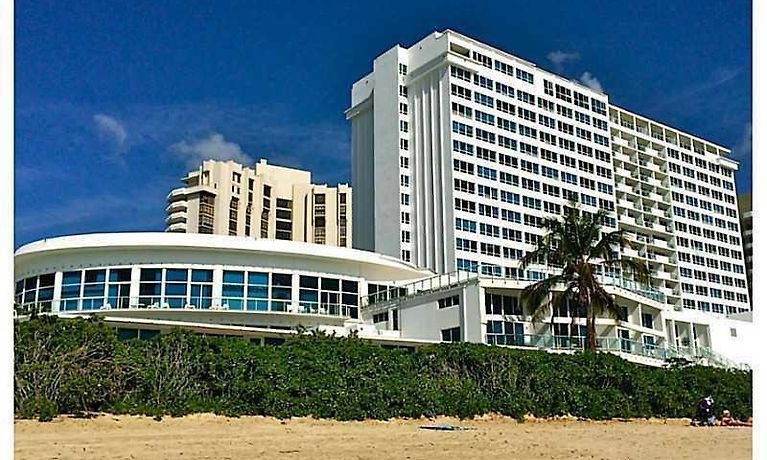 CASTLE BEACH RESORT APARTMENT MIAMI BEACH